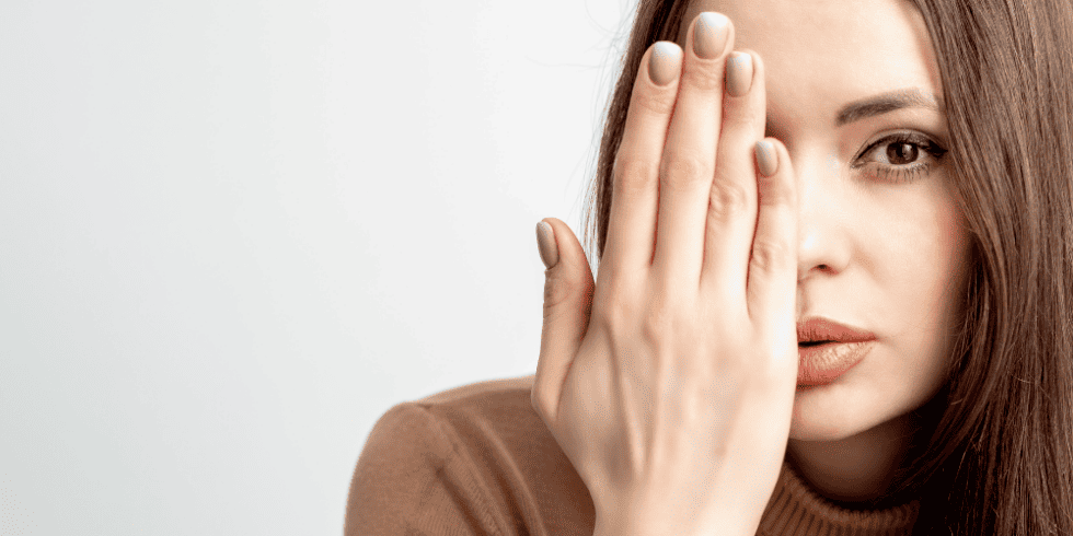 Half and Half Nails: So gelingt Color Blocking auf den Nägeln - NagelManie